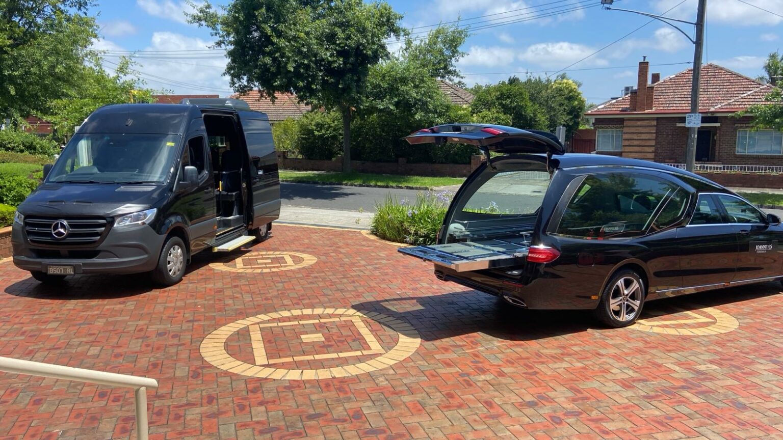 Funeral Cars, Funeral Transfer Services and Funeral Guest Transport